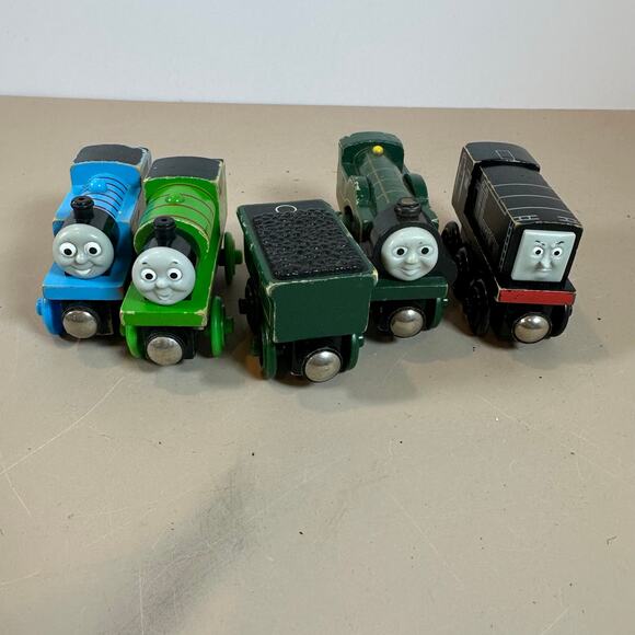 Thomas & Friends | Toys | Lot Of 5 Wooden Trains Thomas Tank Engine ...
